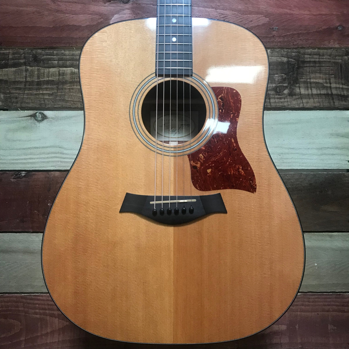 Taylor 310 2005 USA Dreadnought With K&K Pickup – MotoMusic