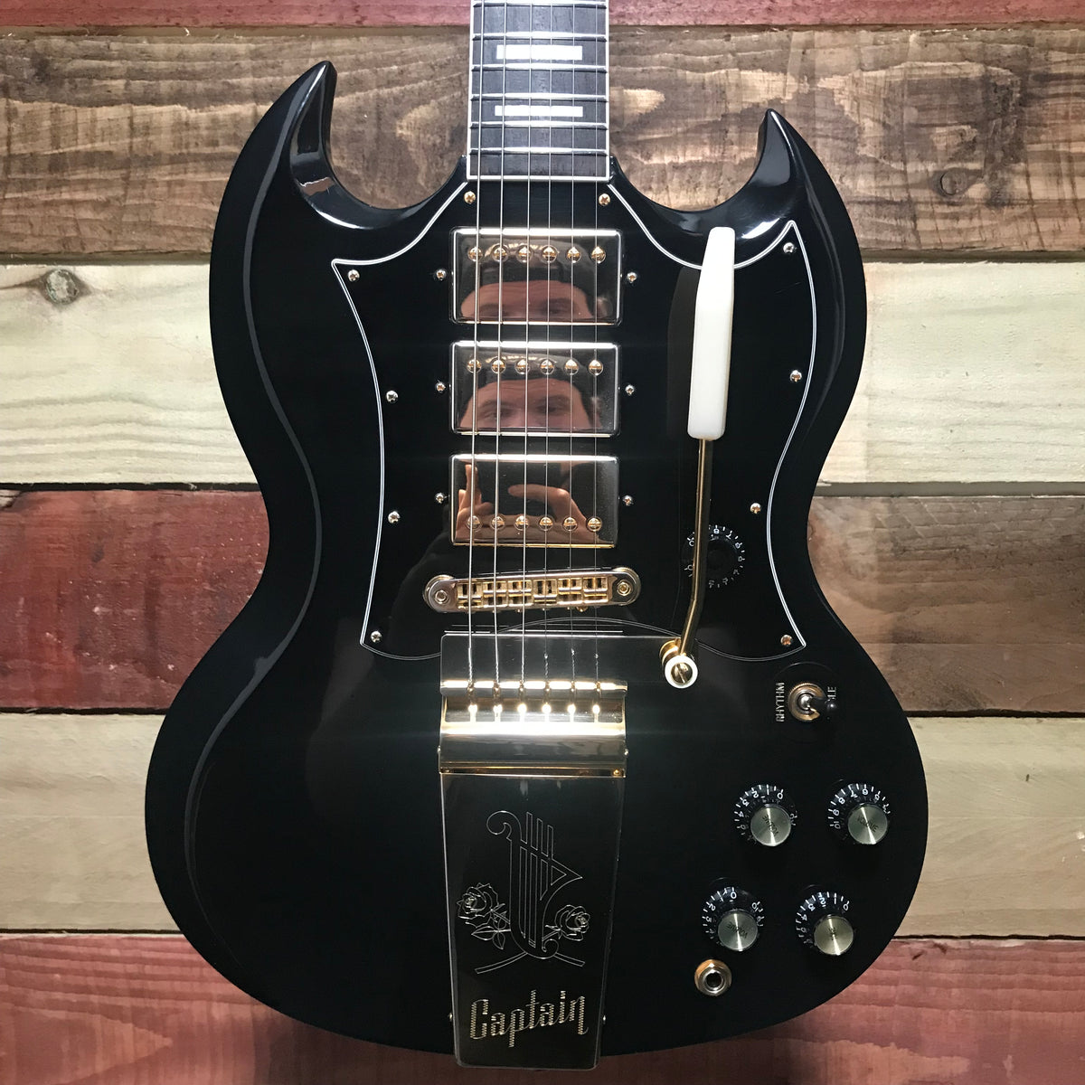 Gibson Captain Kirk Douglas Signature SG Custom in Ebony 2022 – MotoMusic