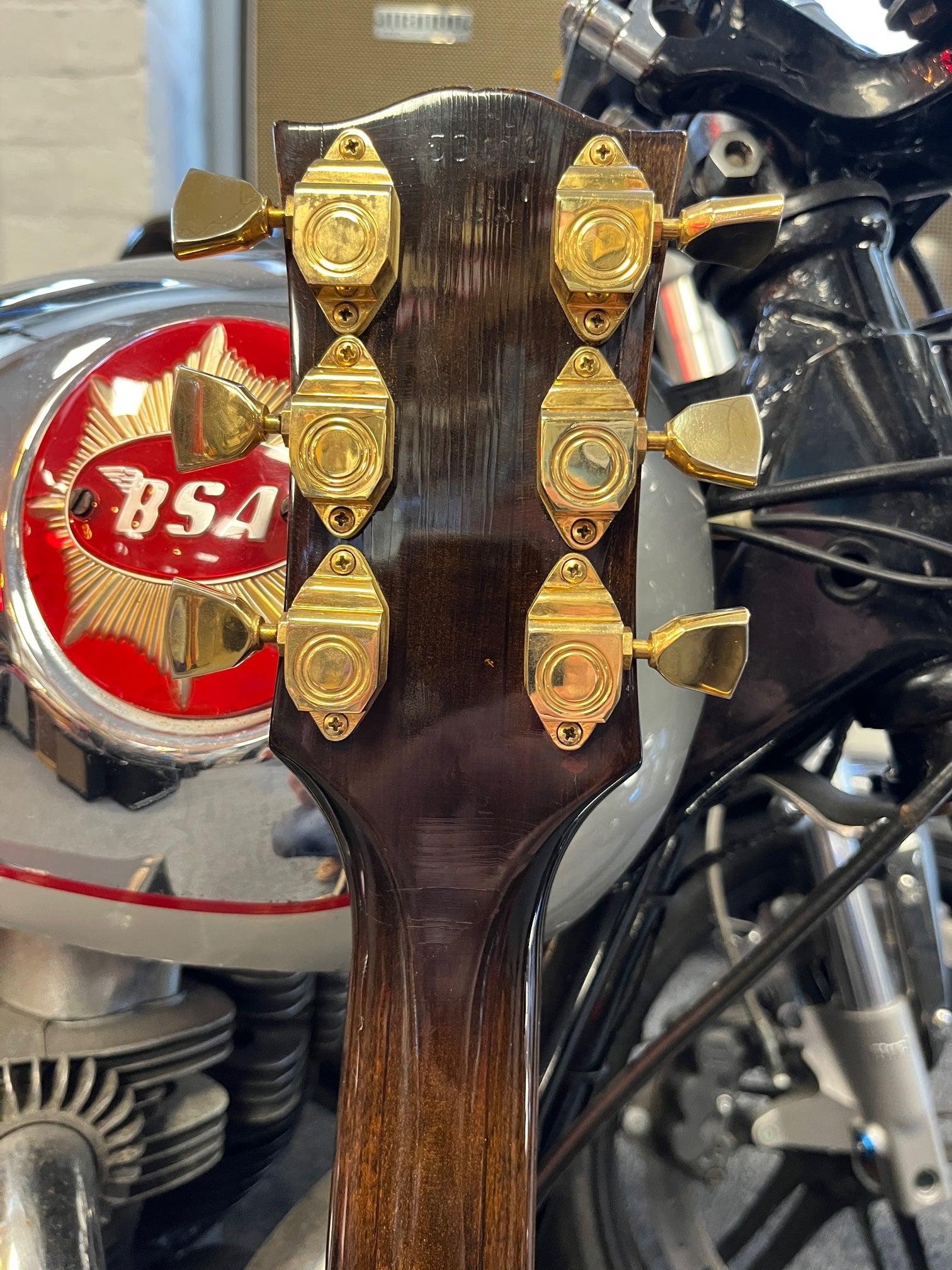 Gibson Crest "Gold" Thinline Brazilian Rosewood 1969 – MotoMusic