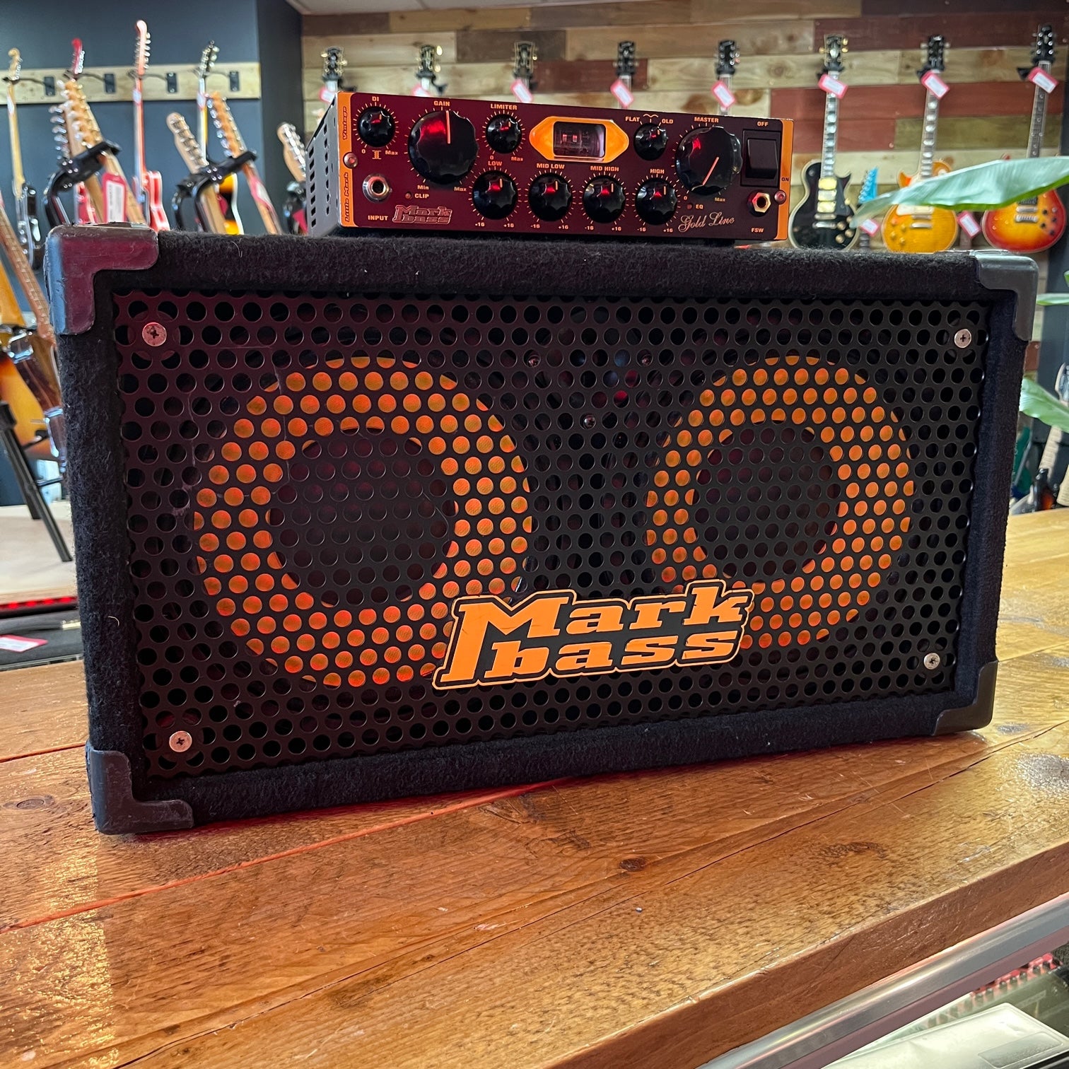 MarkBass Little Mark Vintage Head and 210 Traveller Speaker Cabinet ...