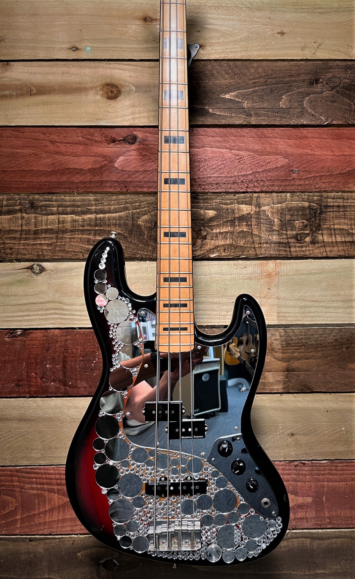 Columbus Dennis Dunaway "Billion Dollar Baby" bass 1974 - Mirror Sunbu ...