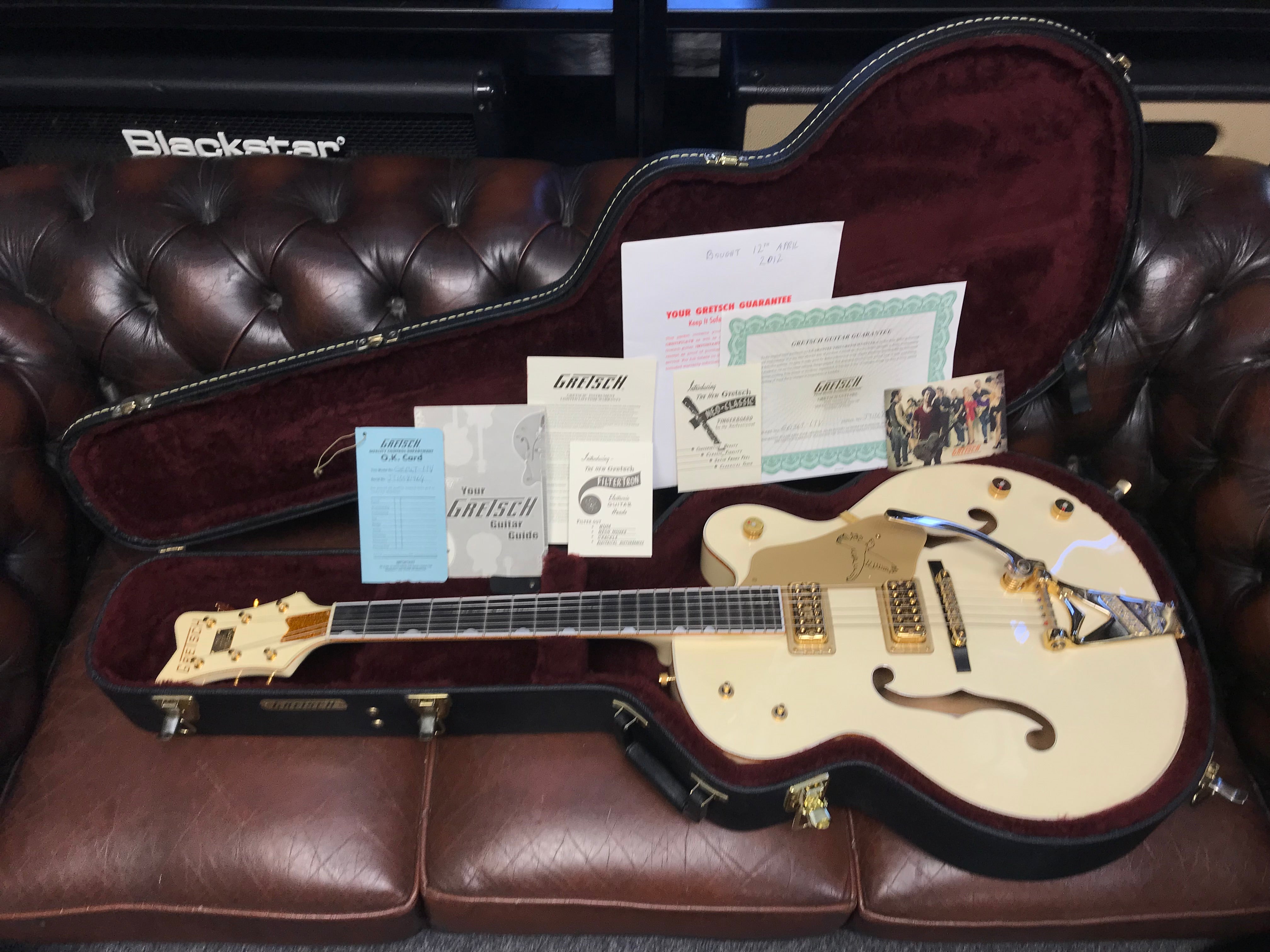Gretsch G6136T-LTV Aged White Falcon 2010 – MotoMusic