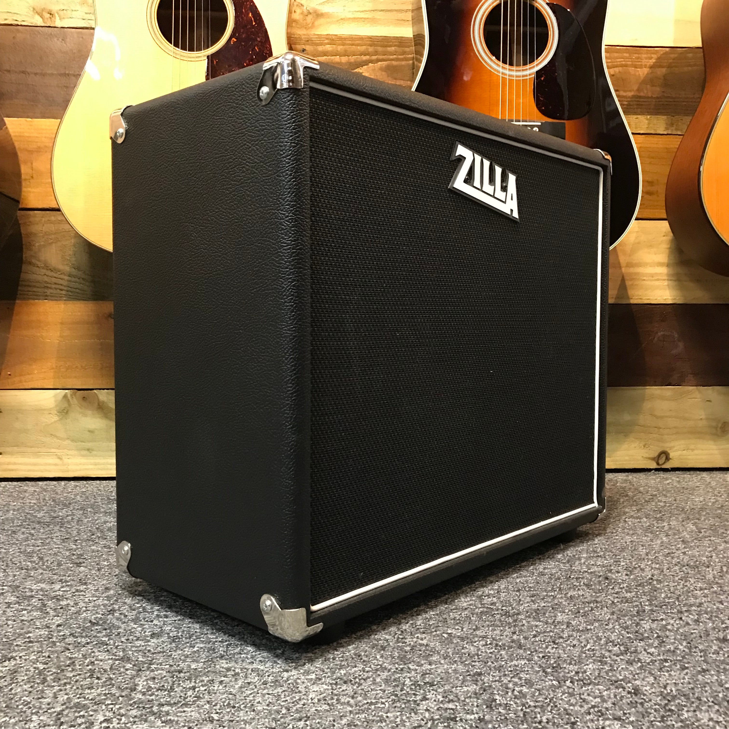 Zilla Cabs Compact 1x12" Cabinet - Black – MotoMusic