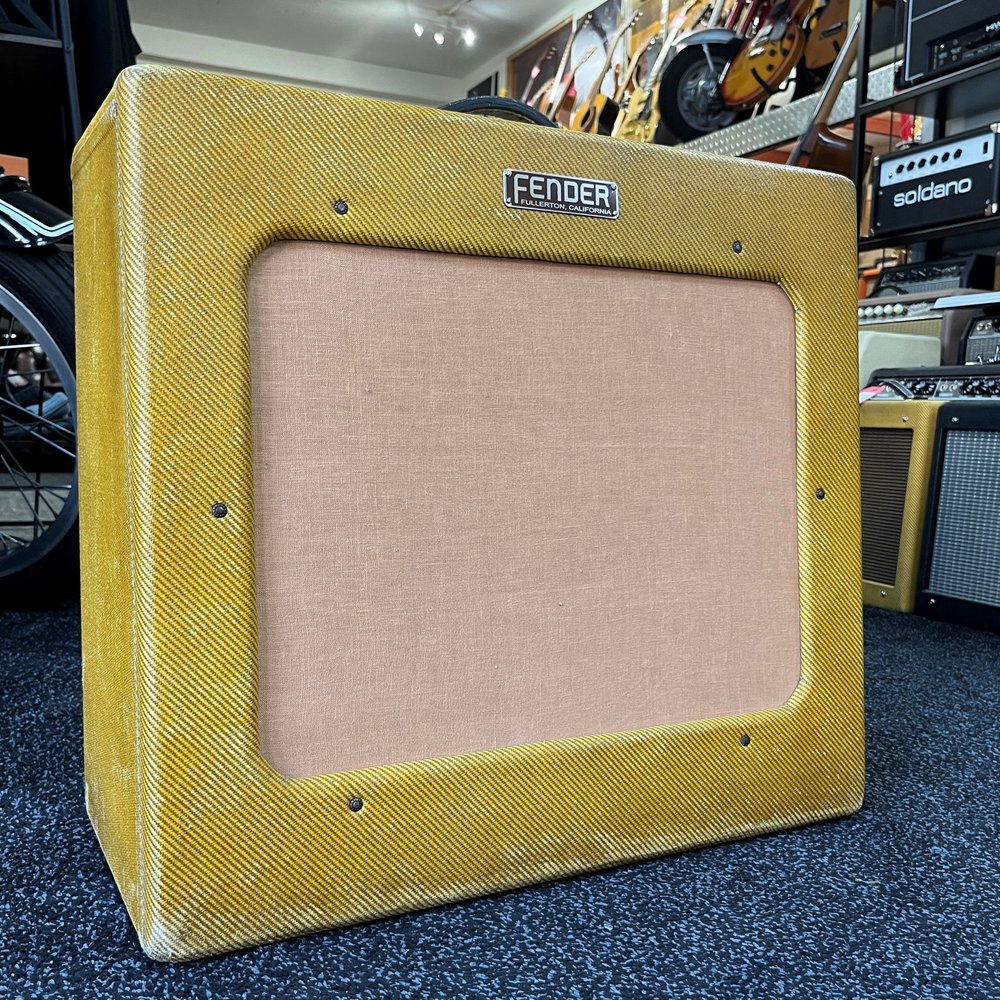Fender TV Pro Amp Tweed 5A5 1951-2 "Huw Price" Restoration – MotoMusic