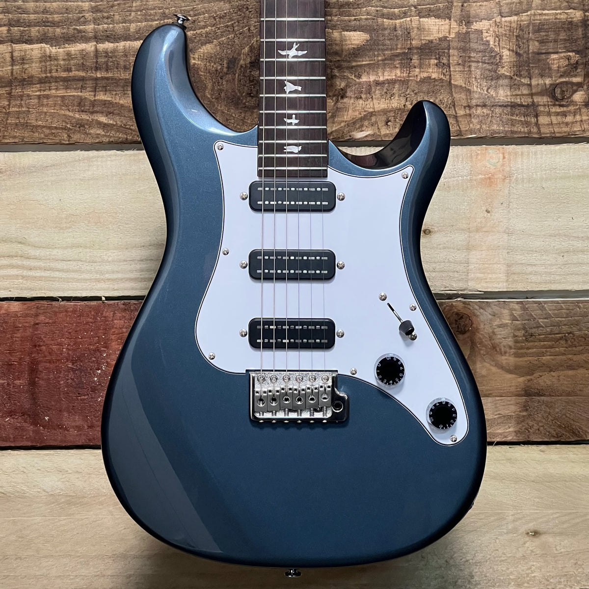 PRS SE NF3 with Rosewood Fretboard Ice Blue Metallic 2024 – MotoMusic