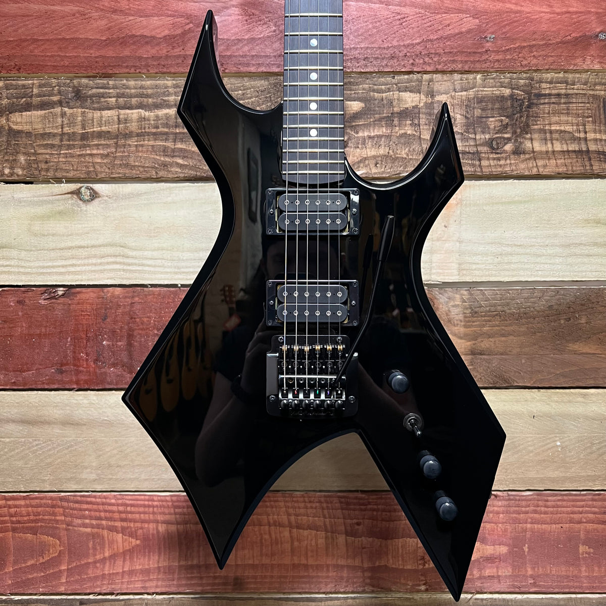 B.C. Rich Stranger Things “Eddie's” NJ Warlock Black 2022 – MotoMusic