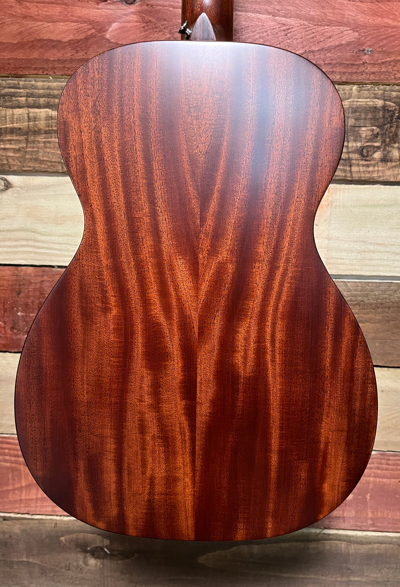 Martin 0-10E Retro Jason Isbell Signature 2025 (NEW) – MotoMusic