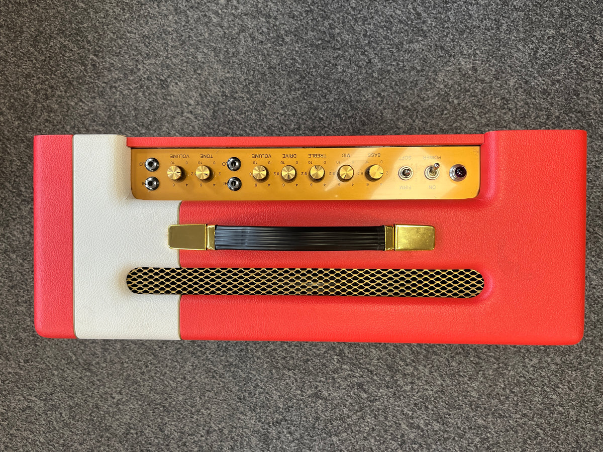 Reinhardt 18 MINI Combo 6V6 2010 - Red/Cream Tolex – MotoMusic