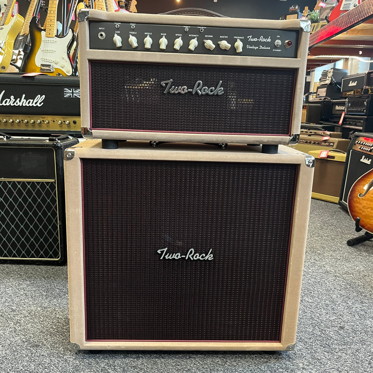 Two Rock Vintage Deluxe 40-Watt Guitar Amp Head and 3x10 Speaker cabin ...