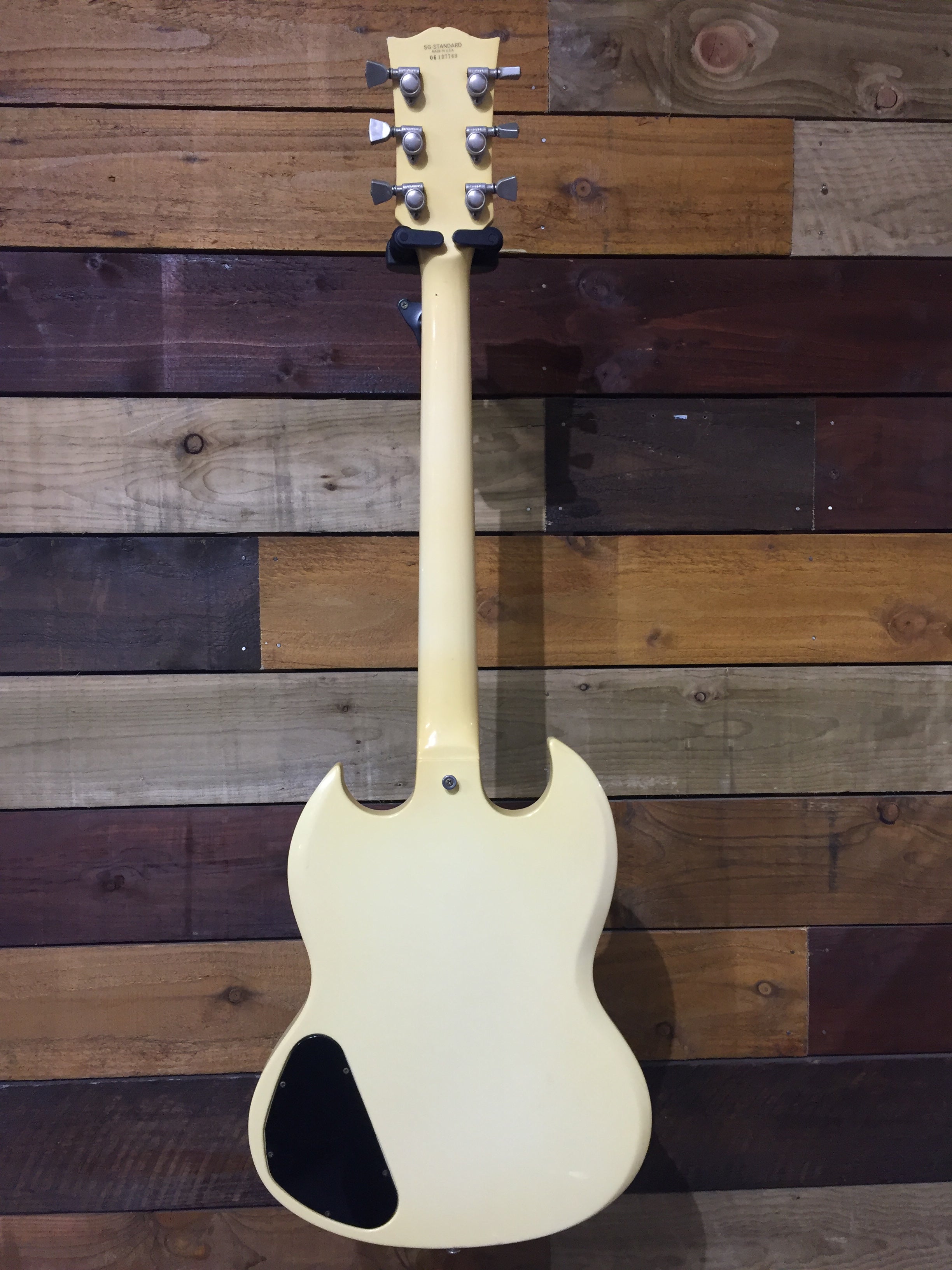 Gibson SG Standard White 1977 – MotoMusic