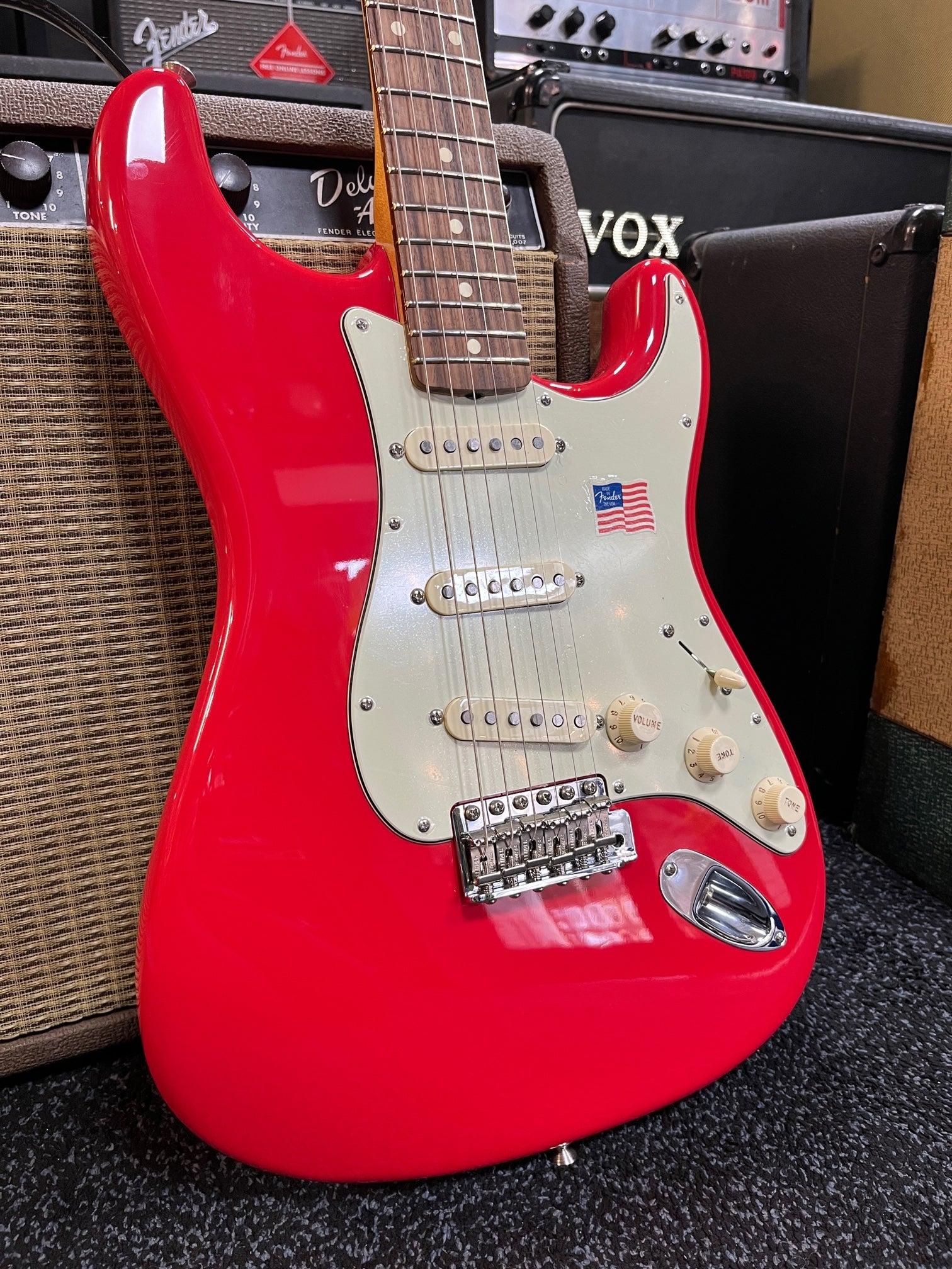 Fender Stratocaster Mark Knopfler Hot Rod Red 2011 Mint!! – MotoMusic