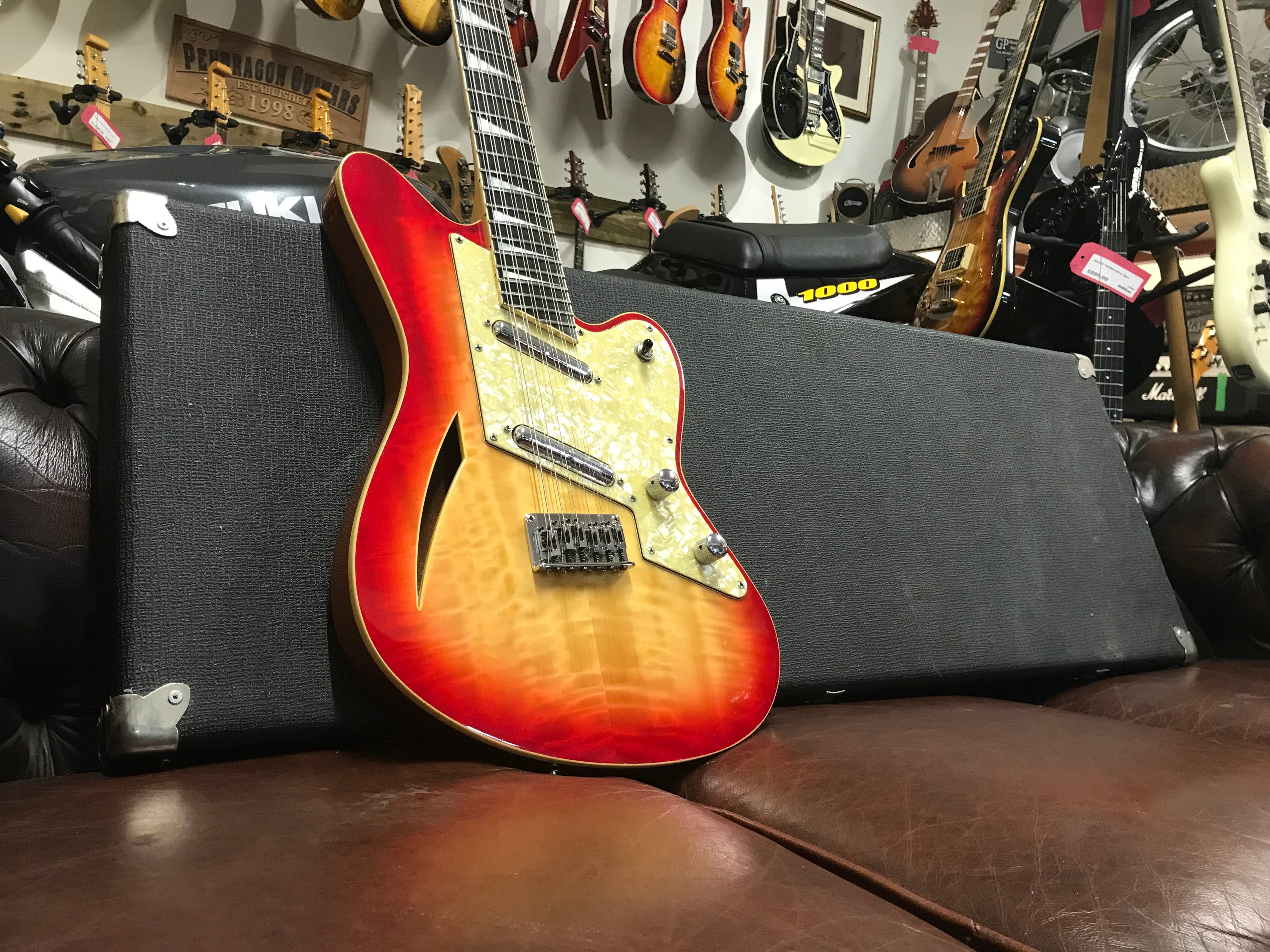 Charvel Surfcaster 12-String in Sunburst 1992 – MotoMusic