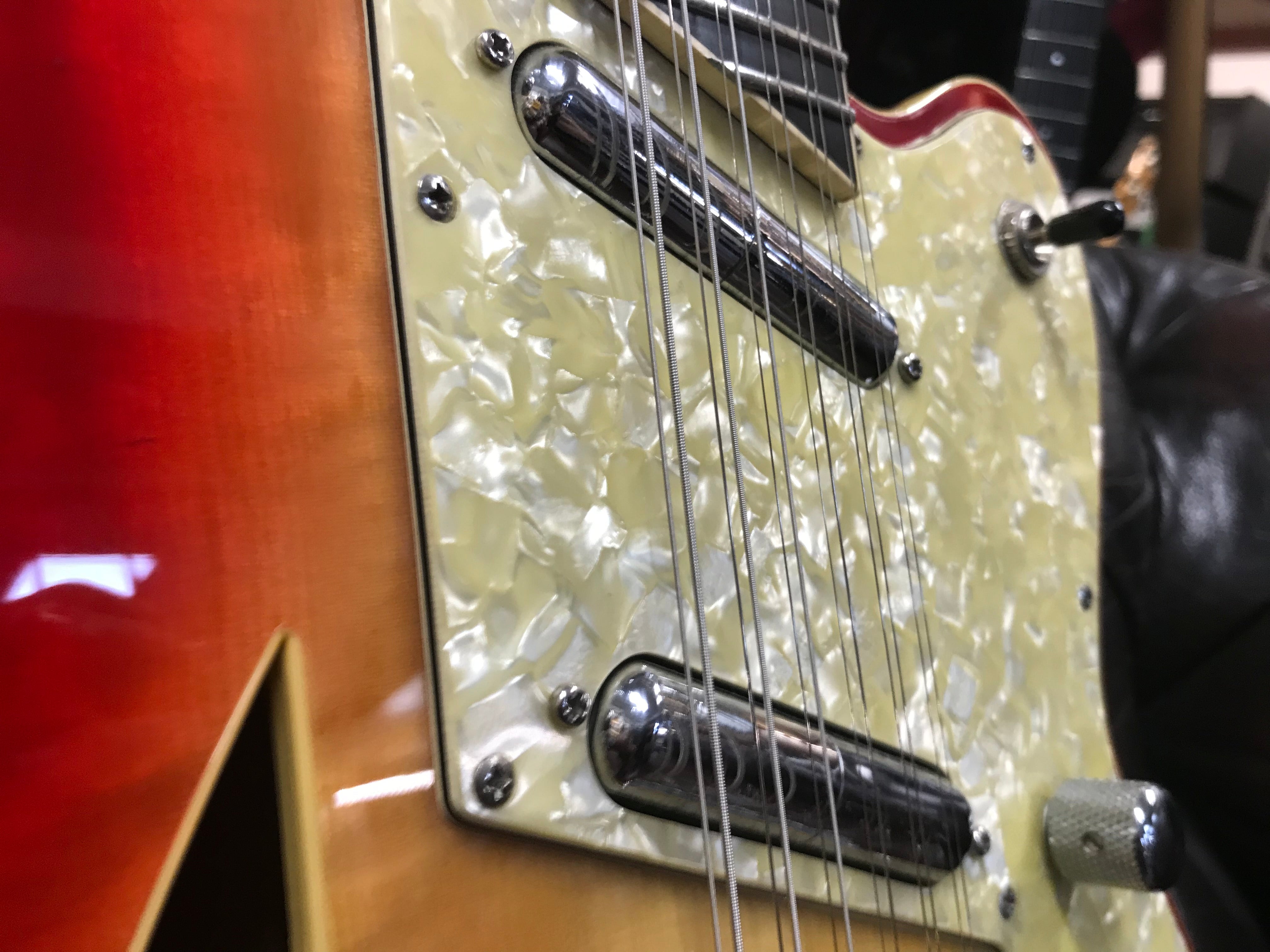 Charvel Surfcaster 12-String in Sunburst 1992 – MotoMusic