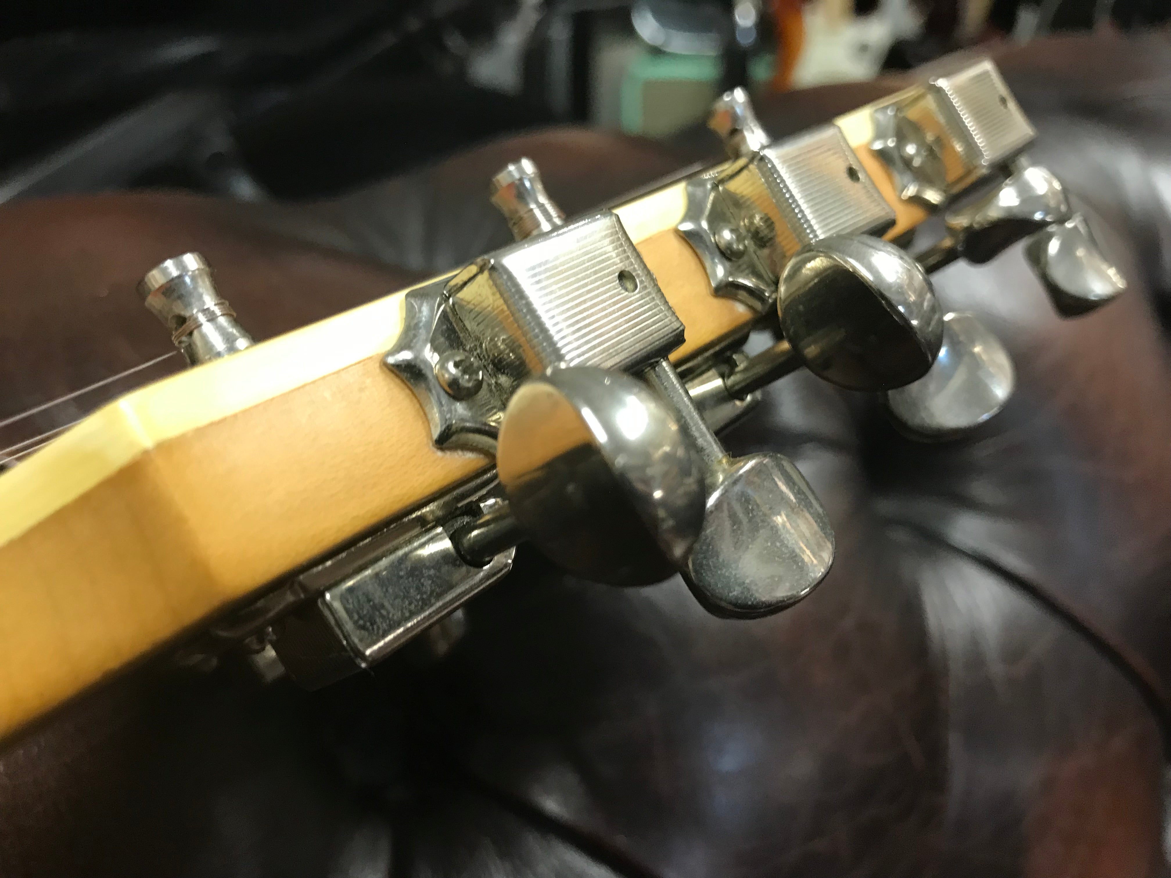 Charvel Surfcaster 12-String in Sunburst 1992 – MotoMusic