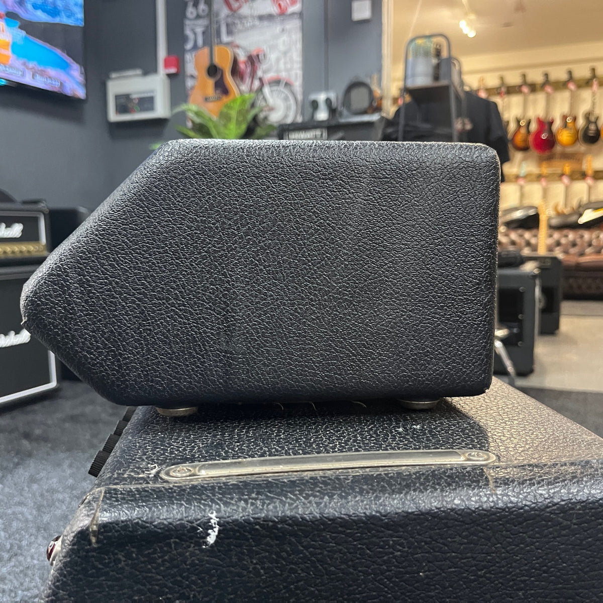 Fender FR-1000 Reverb Unit 1970's – MotoMusic