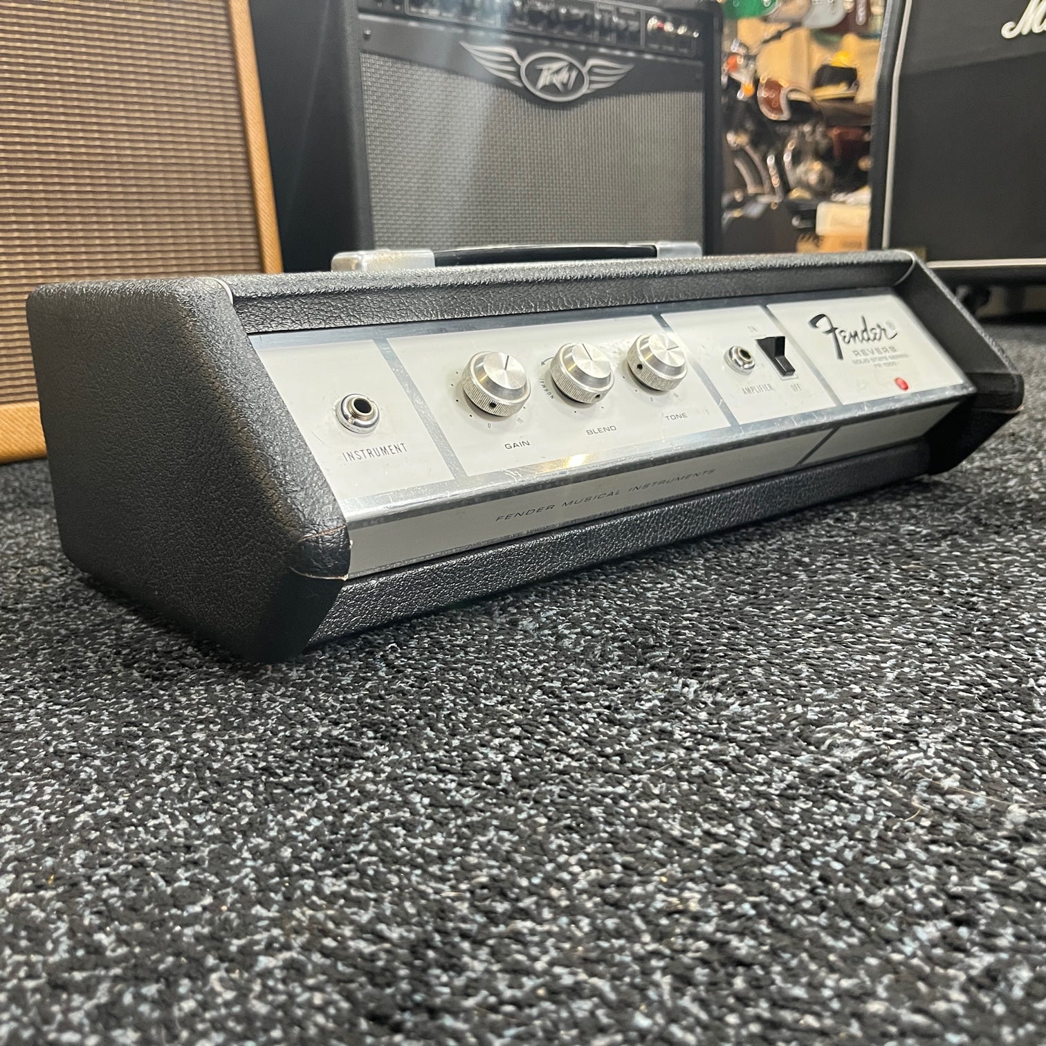 Fender FR-1000 Reverb Unit 1970's – MotoMusic