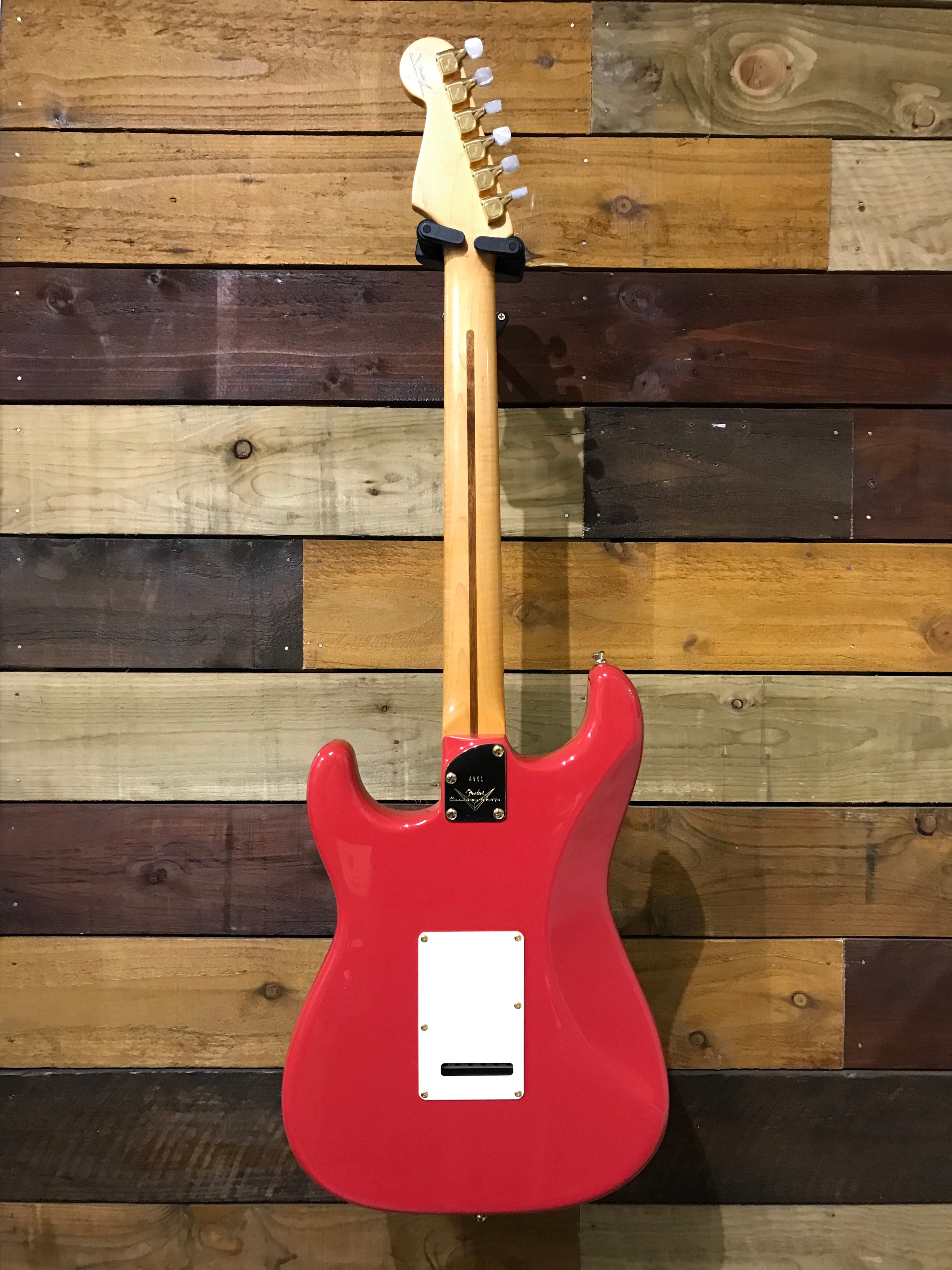 Fender Custom Shop Custom Deluxe Stratocaster "Kinsman" 2013 – MotoMusic