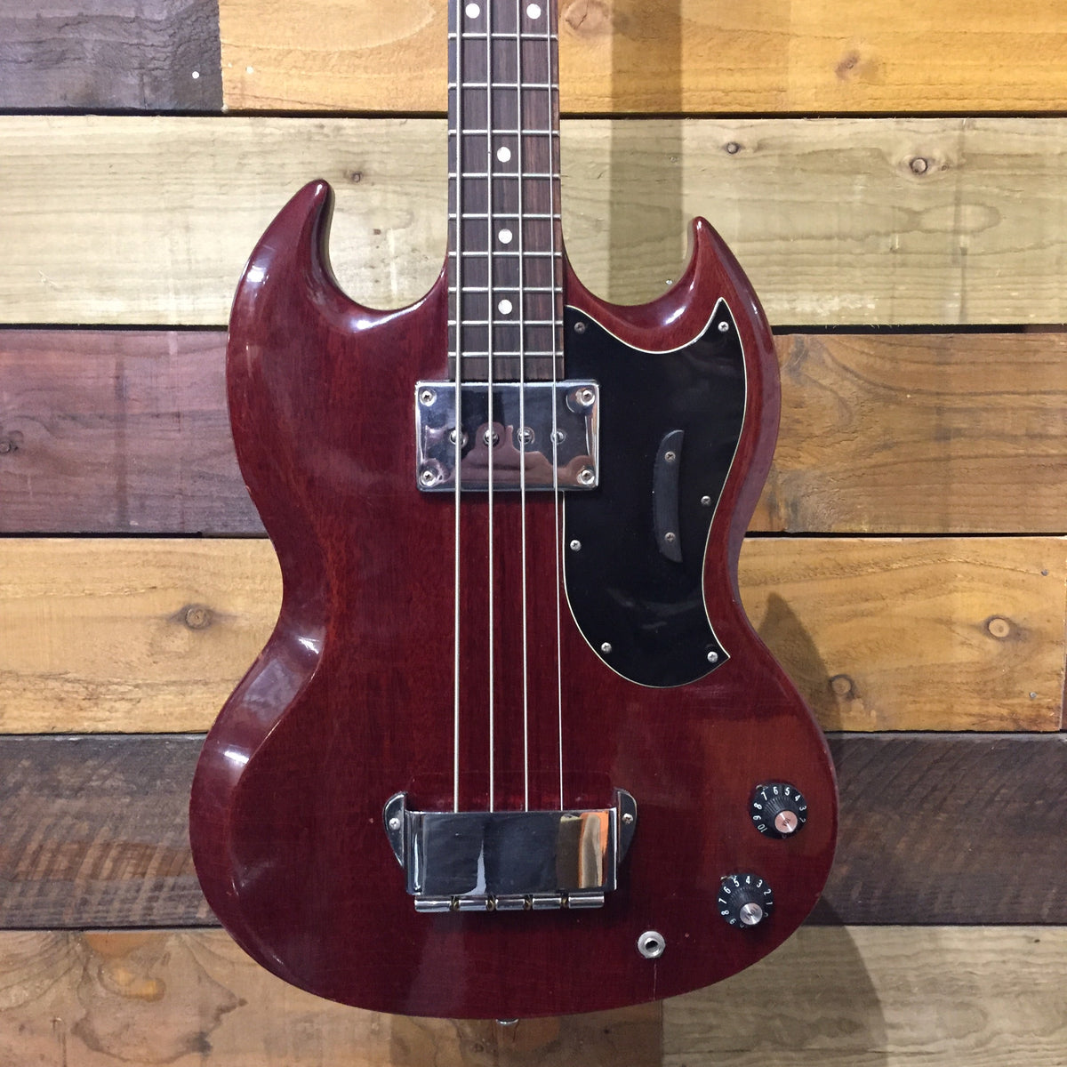 Gibson EBO Bass Cherry 1968 – MotoMusic