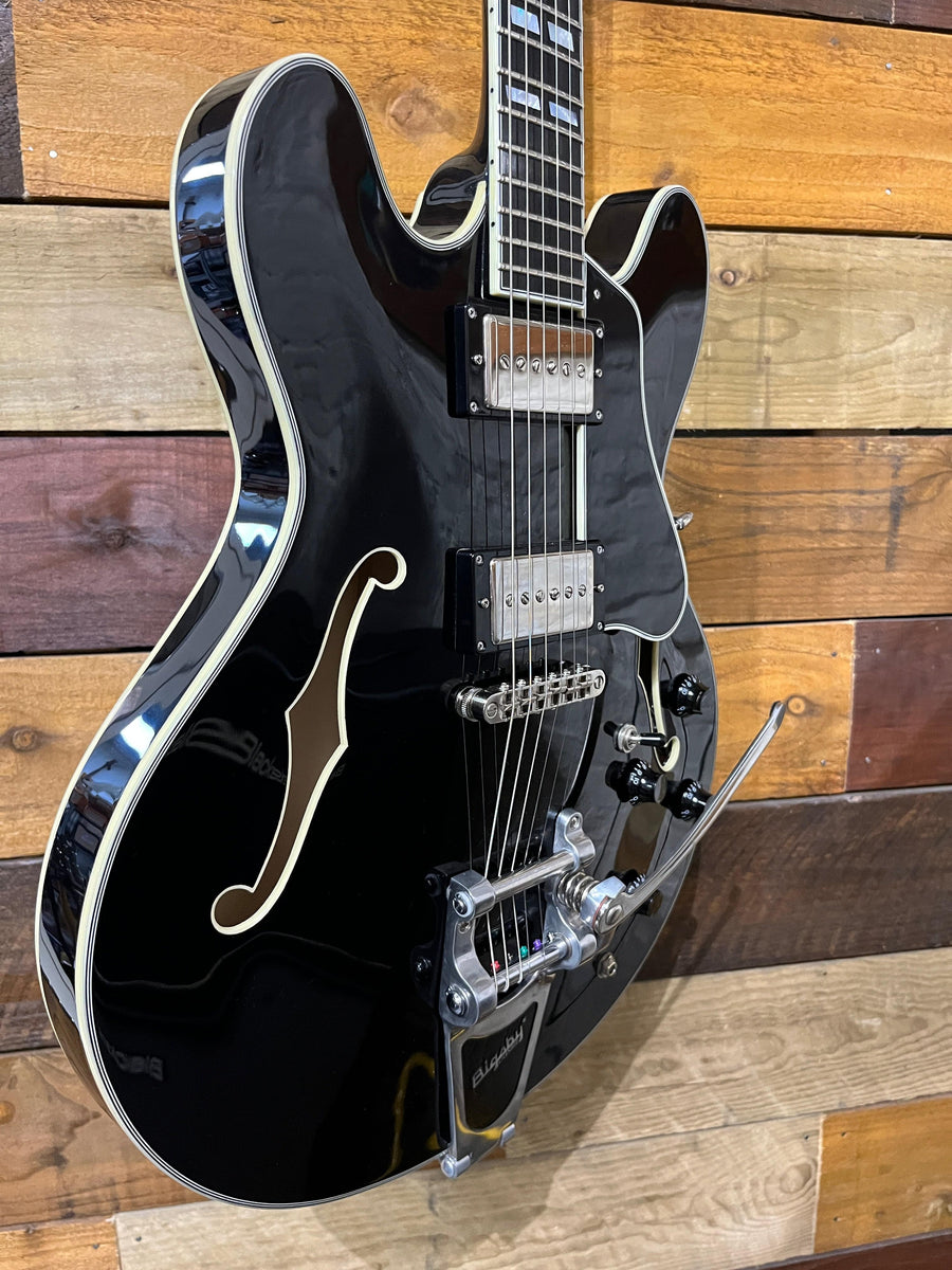 Eastman T486B Ebony Semi-Acoustic Bigsby 2020 – MotoMusic