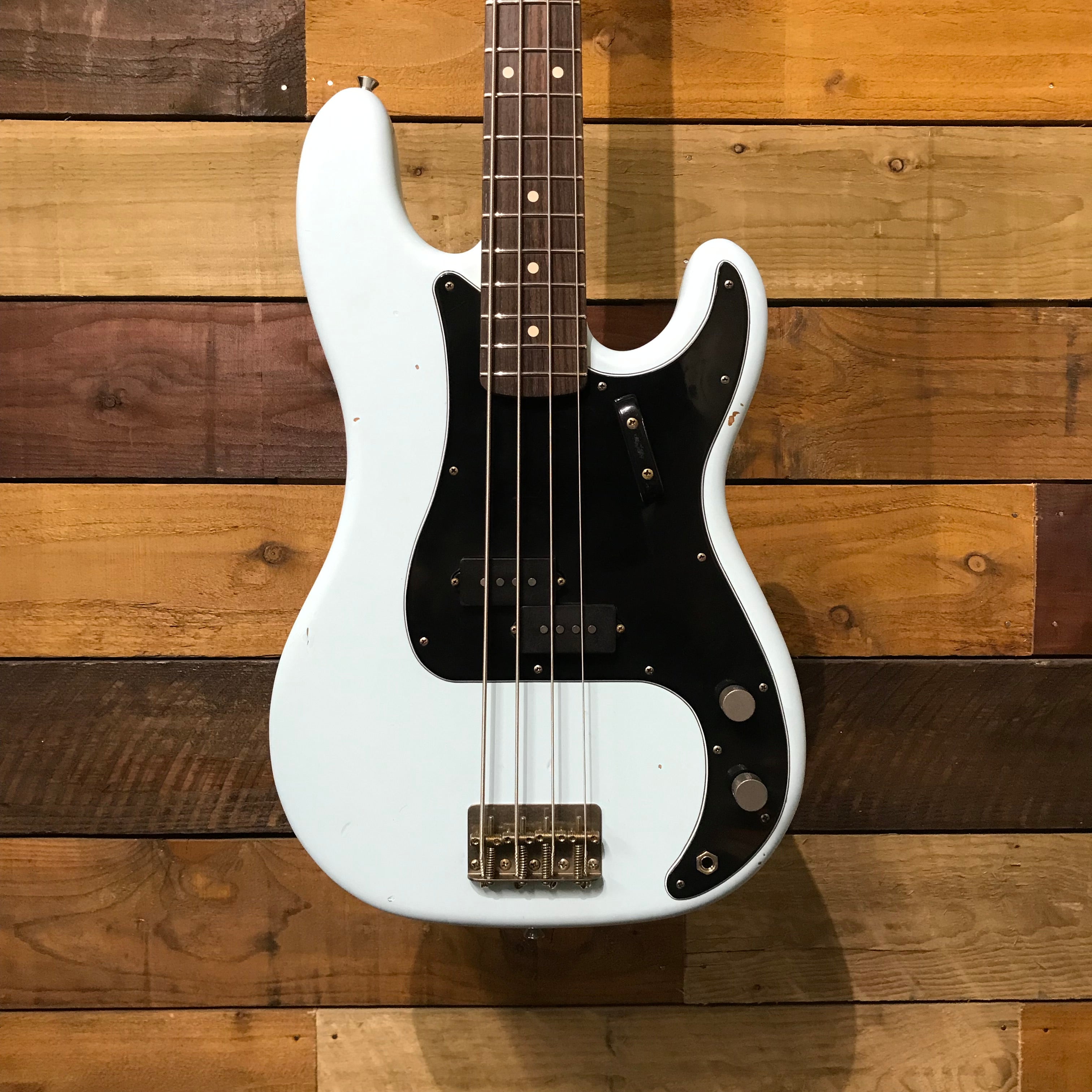 Nash PB-63 Sonic Blue "Lollar" Pickups Rosewood FB – MotoMusic
