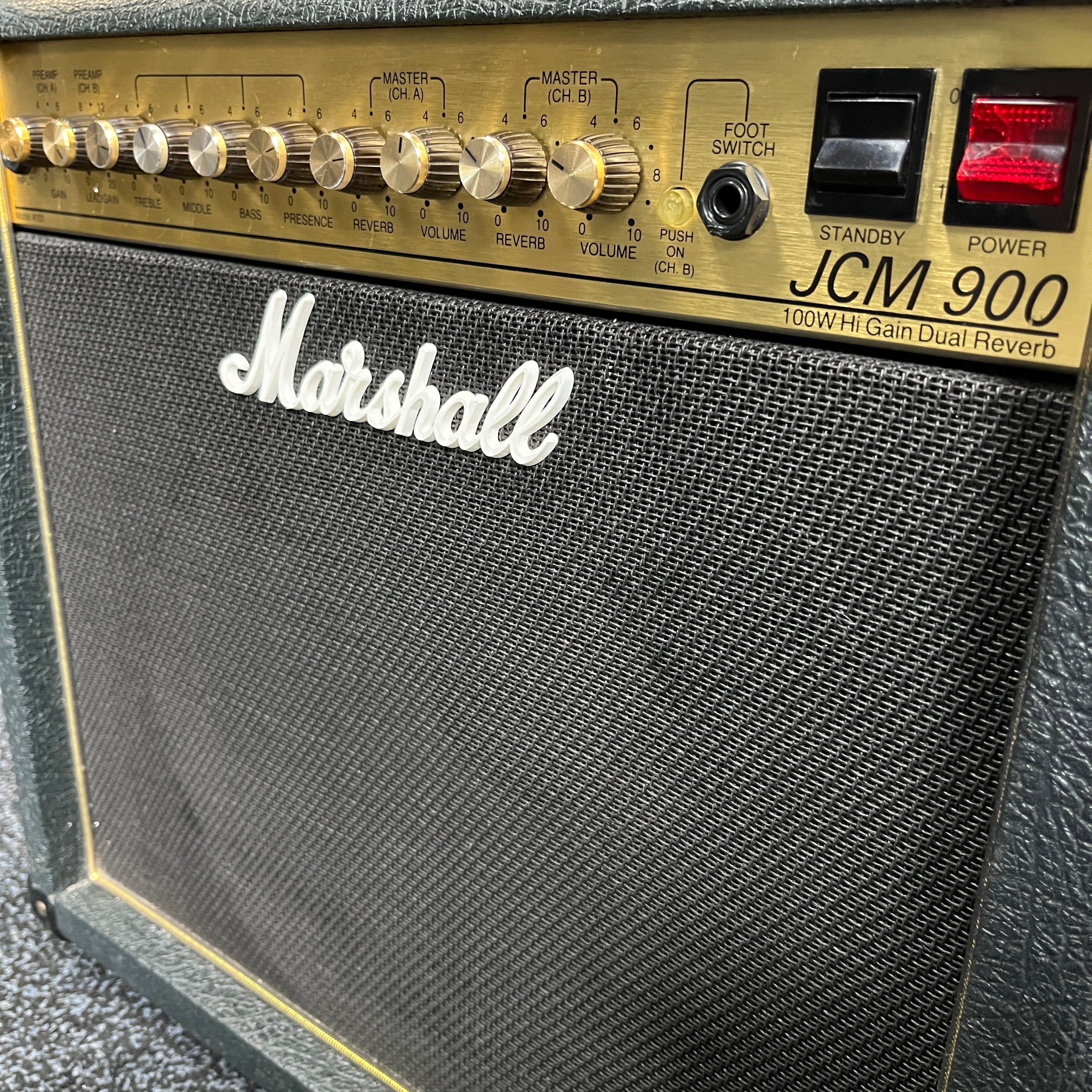 Marshall JCM 900 Model 4101 100-Watt Hi Gain Dual Reverb 1x12 Combo ...