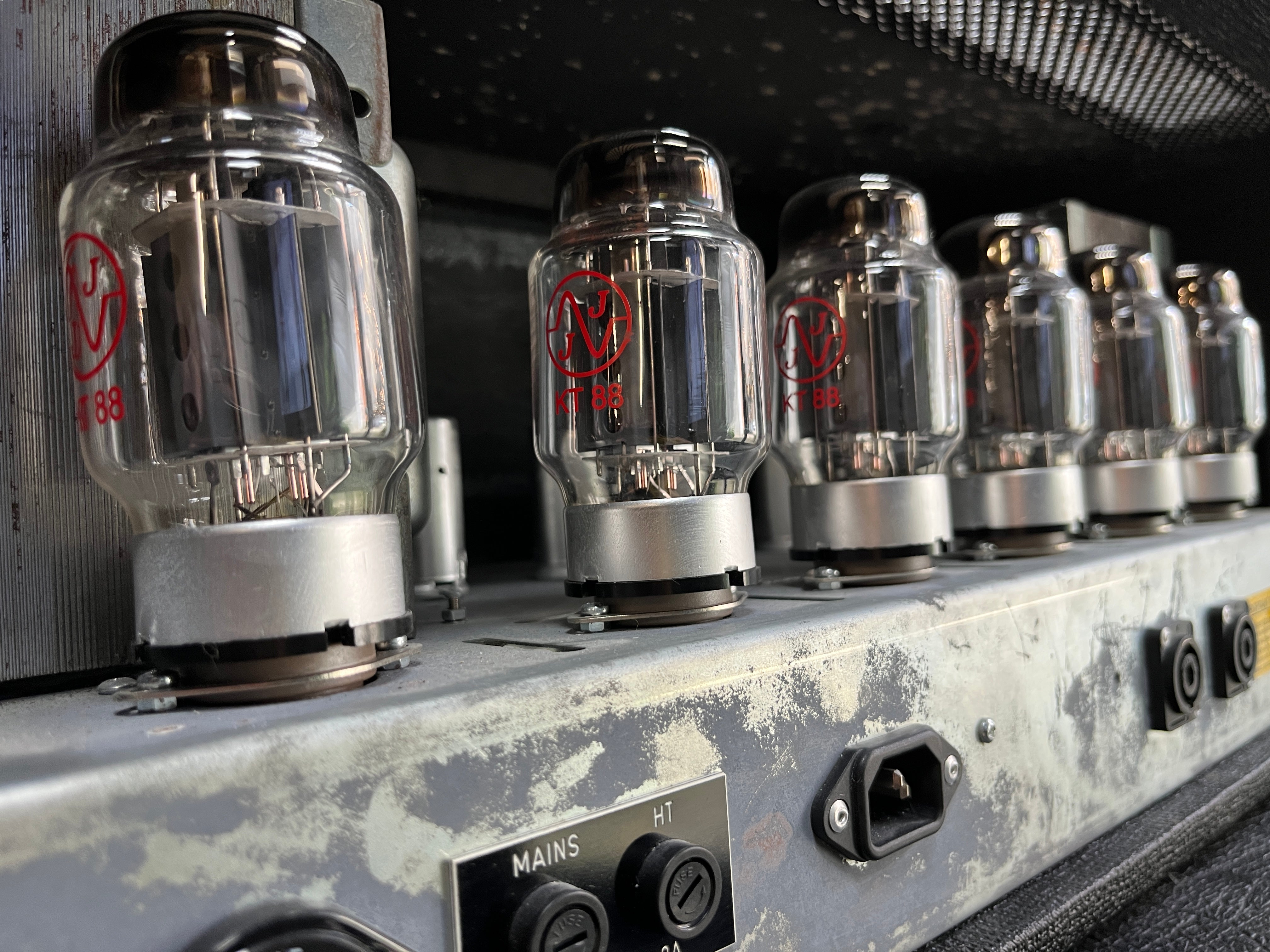 Hiwatt Custom DR405 Head – MotoMusic