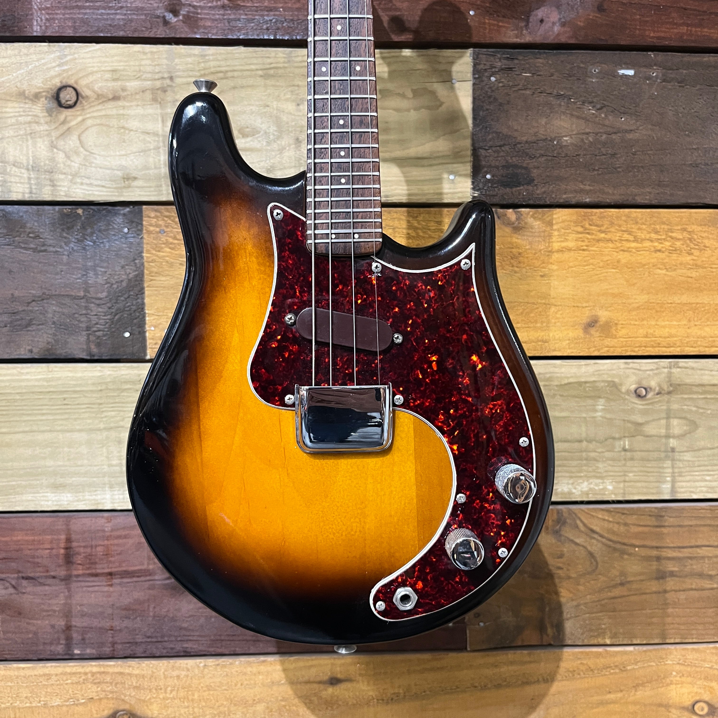 Fender Mandocaster 1972 Sunburst With Original Case – MotoMusic